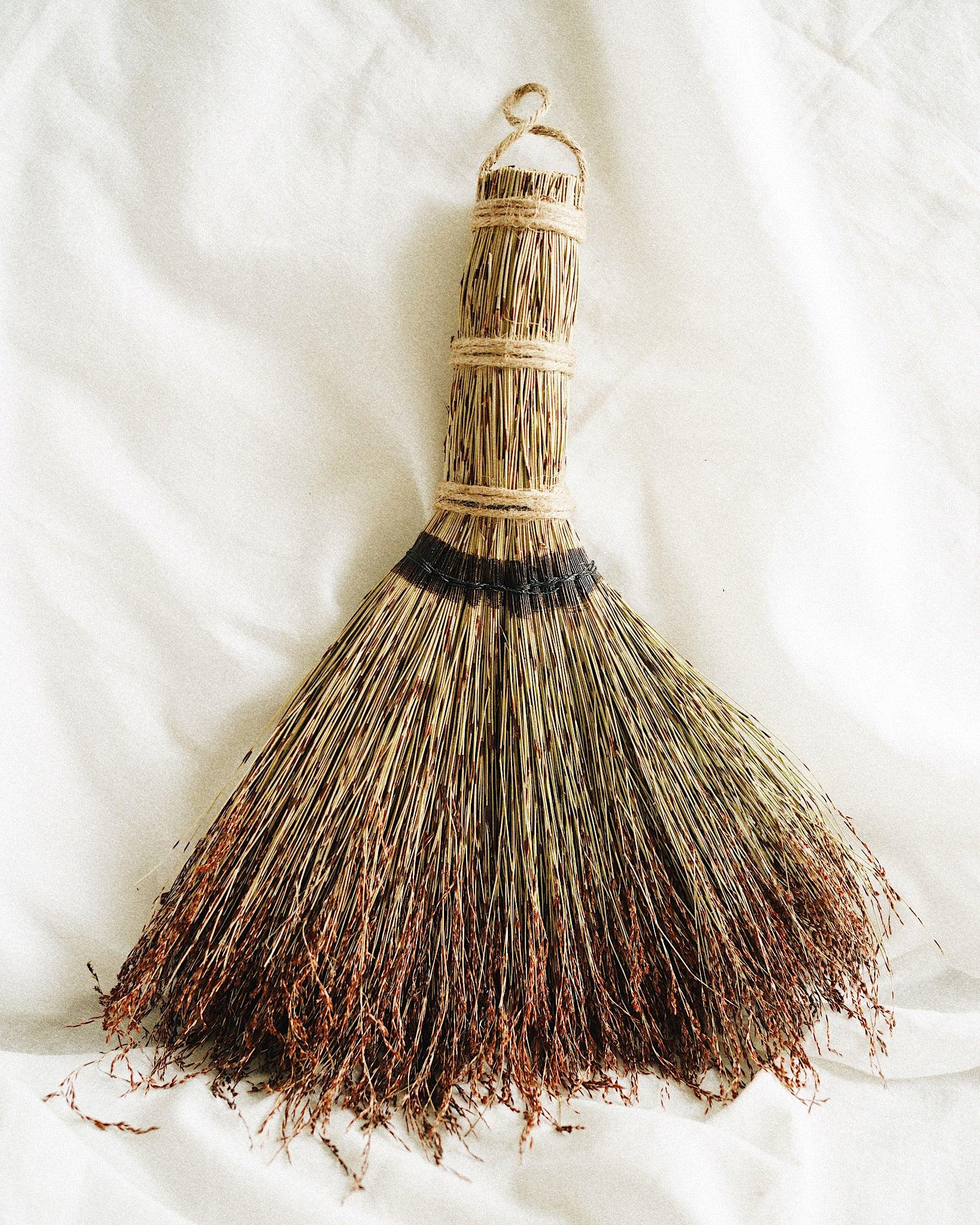 Nika Natural Grass Hand Broom | Olive & Iris
