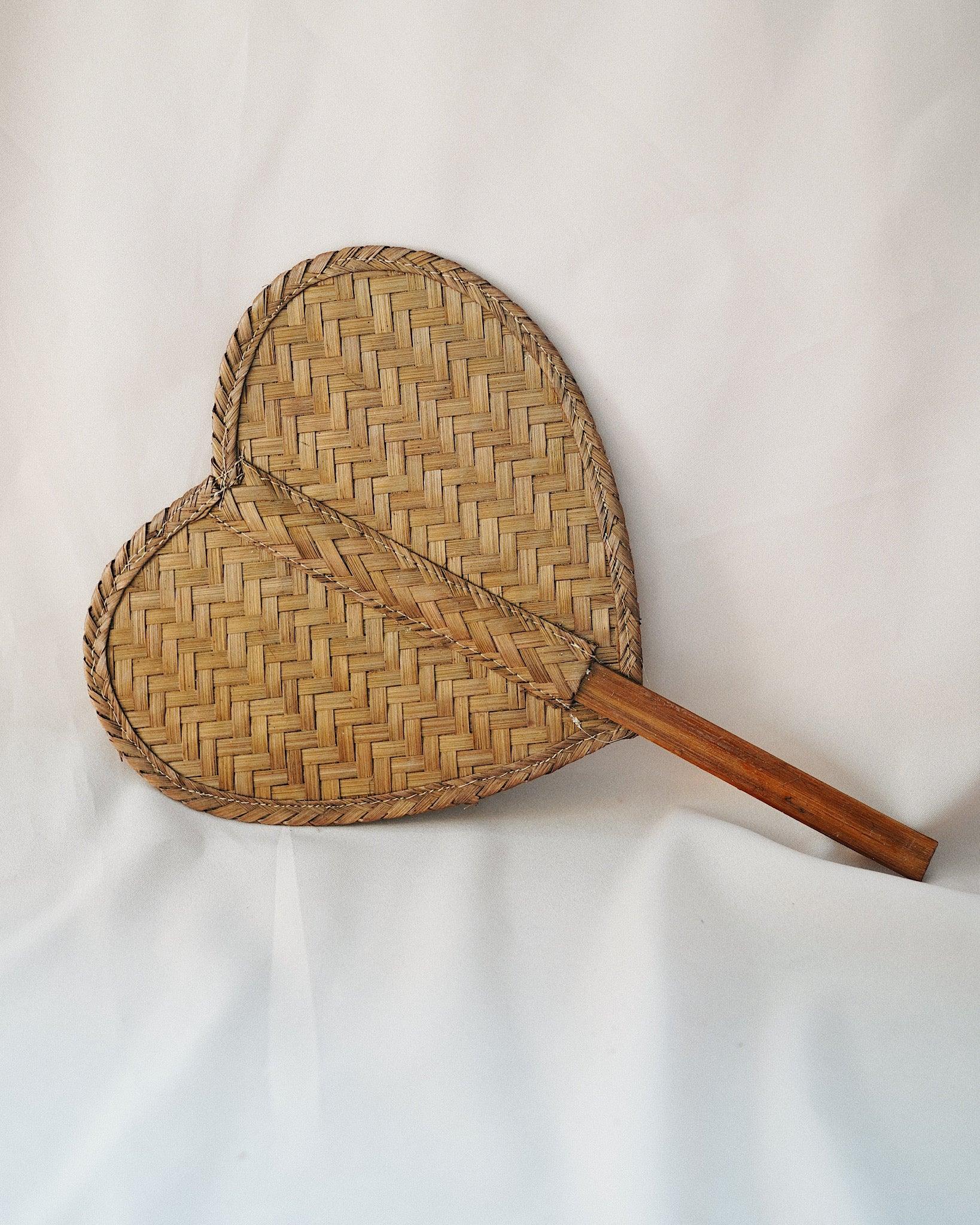 Vintage Heart Straw Hand Fan | Olive & Iris